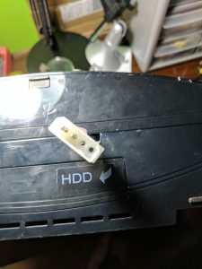 Powering a PS3 with a PC power supply - William Quade