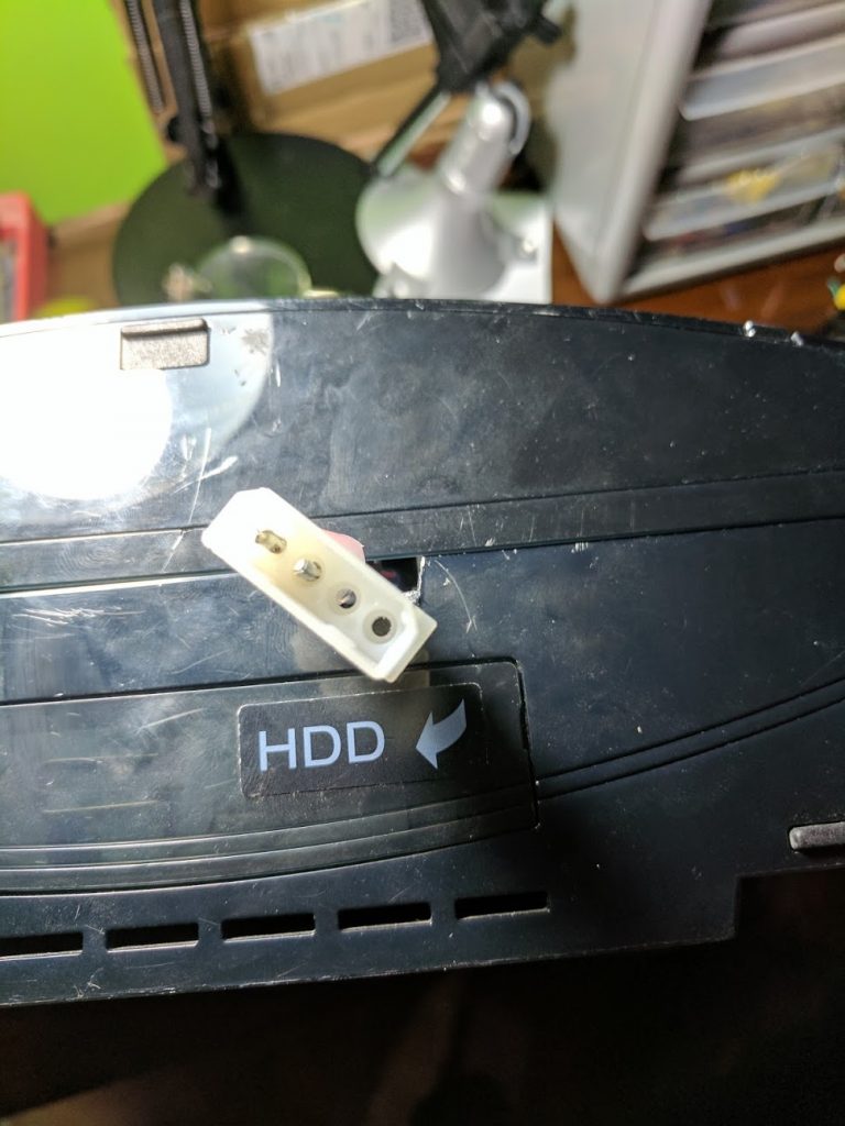 Powering a PS3 with a PC power supply - William Quade