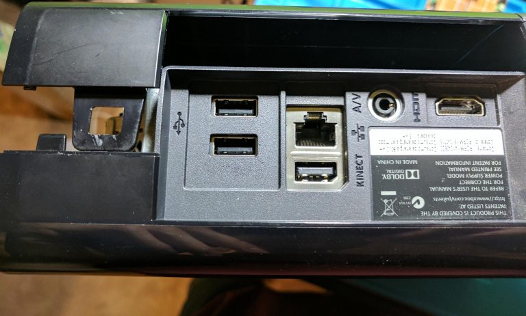 Xbox 360 E teardown guide - William Quade