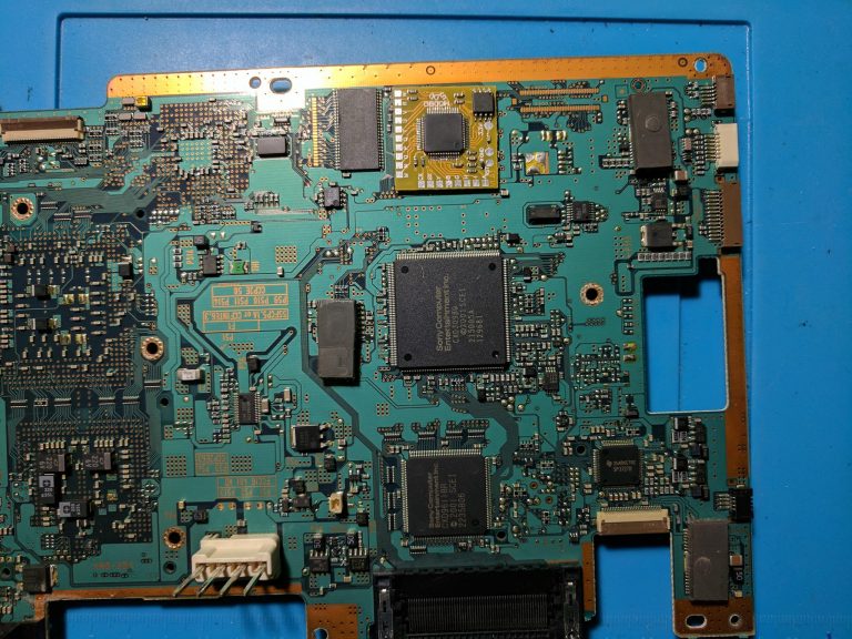 SCPH-39001 PS2 Modbo 5.0 modchip installation (V7 NTSC board) - William ...