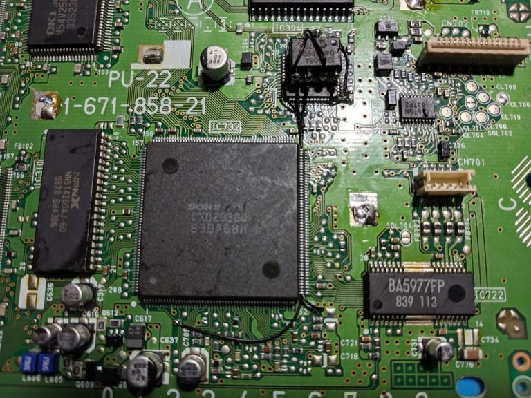 PSIO review and switch board installation - PS1 flashcart - William Quade